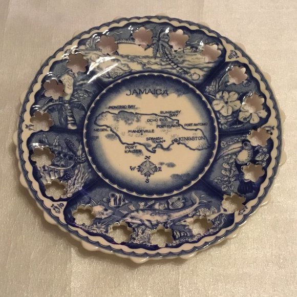 Jamaica wall plate | Art | Lovely Collectible Filigree Wall Plate Of ...